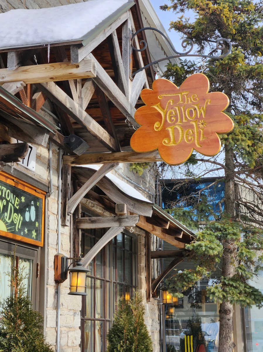 The Yellow Deli – Kingston – Ontário – Canadá – Percursos Literários