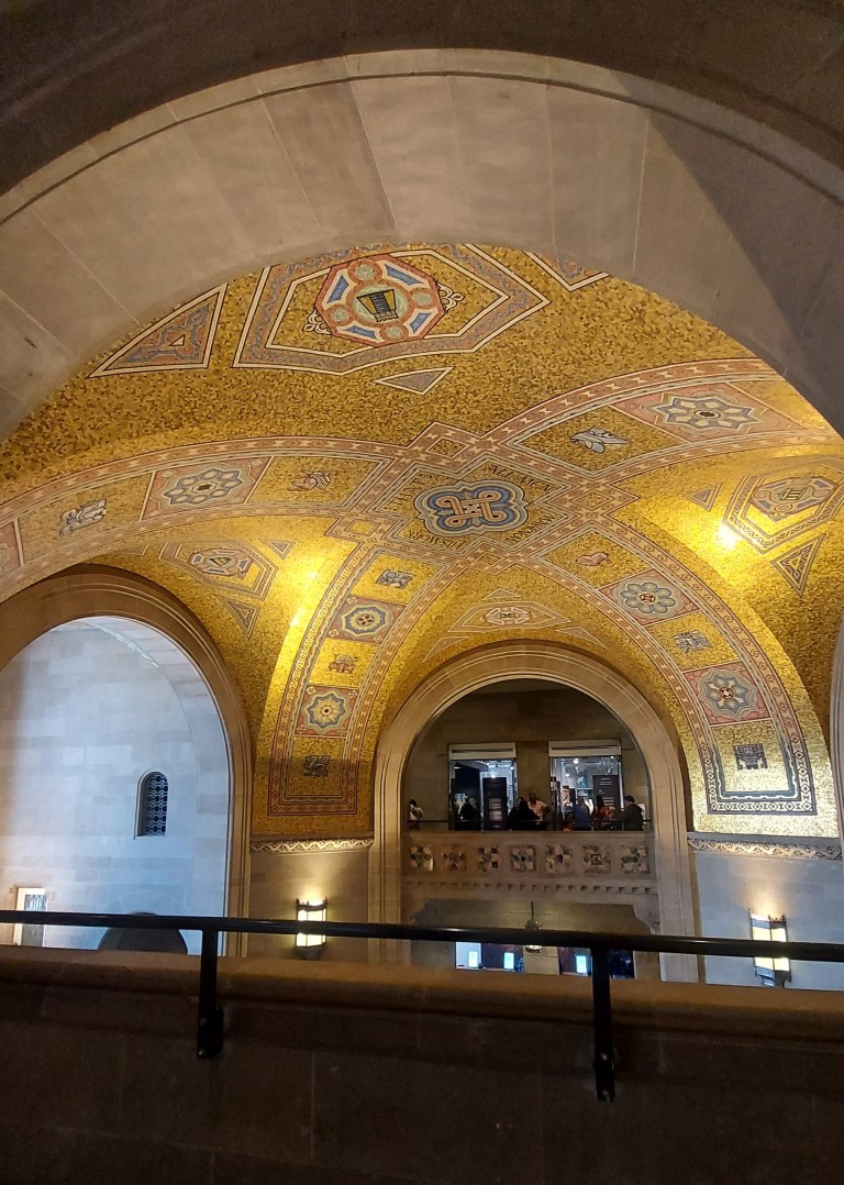 Royal Ontario Museum (ROM) – Toronto – Percursos Literários